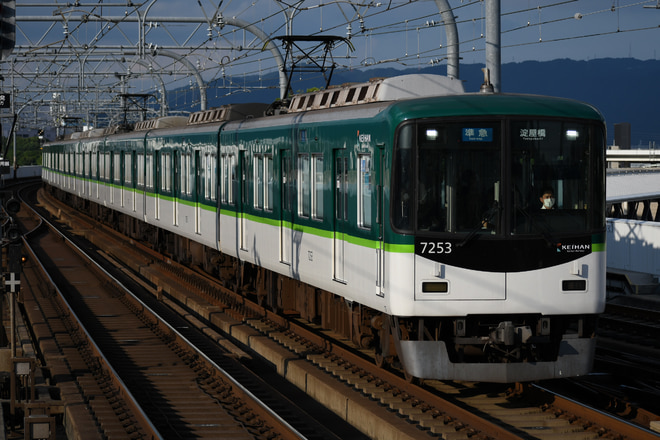 寝屋川車庫 7200系 7203F の写真 |鉄道写真投稿サイトTrain-Directory