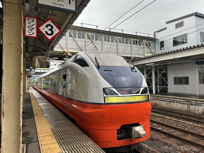 青森車両センター E751系 の写真 |鉄道写真投稿サイトTrain-Directory