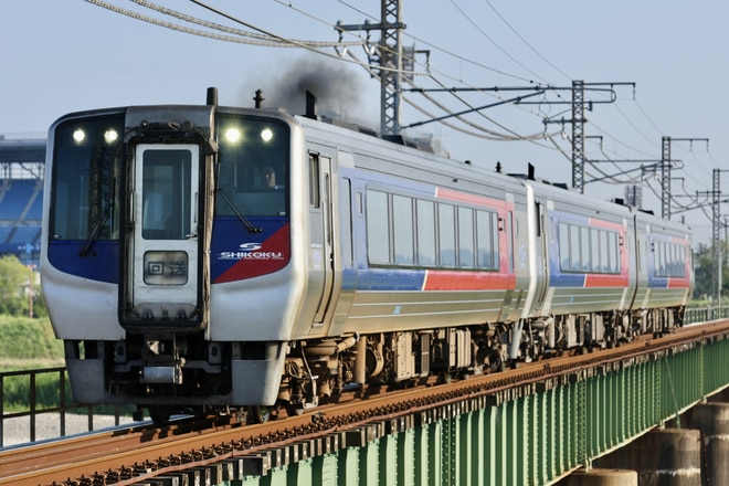 松山運転所 N2000系 2463 の写真 |鉄道写真投稿サイトTrain-Directory